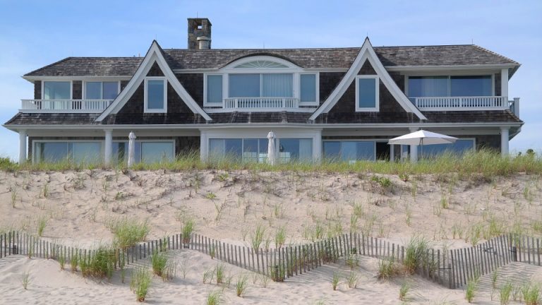 Long Island Summer Vibes: How to experience the Hamptons best