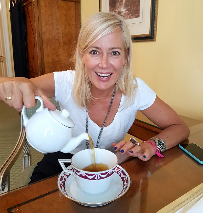 Meet me for Tea: Mystylery's Interview with artist Judith Milberg